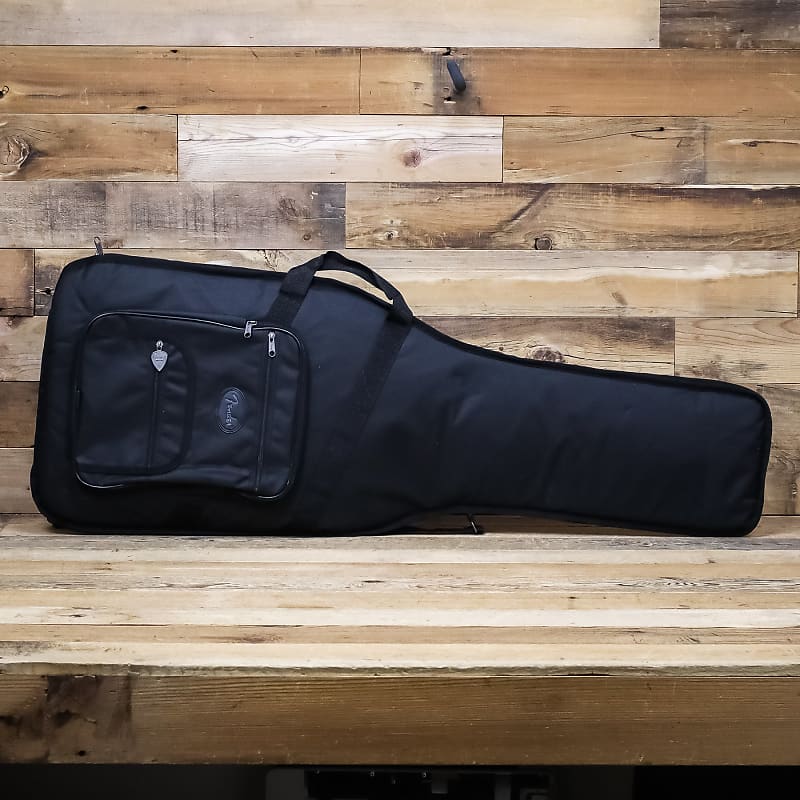 Fender Deluxe Padded Gig Bag for Electric Guitar Stratocaster | Reverb
