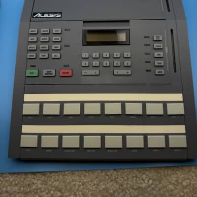 Alesis HR-16 High Sample Rate 16-Bit Drum Machine 1980s - | Reverb