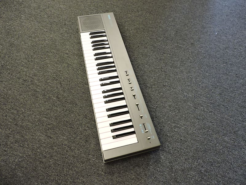 Yamaha PSR-15 | Reverb