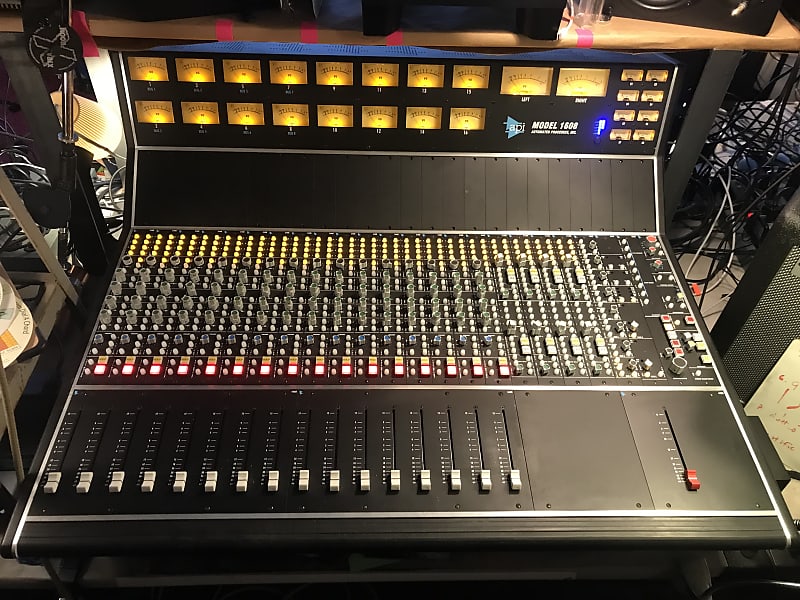 API 1608 MKI Console Unloaded 2017 | Reverb