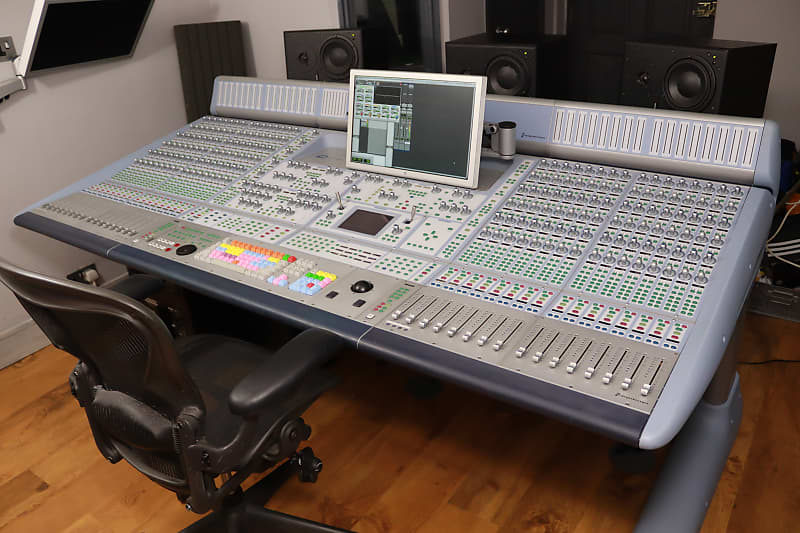 AVID / Digidesign ICON D-Control 32 Fader Pro Tools control | Reverb