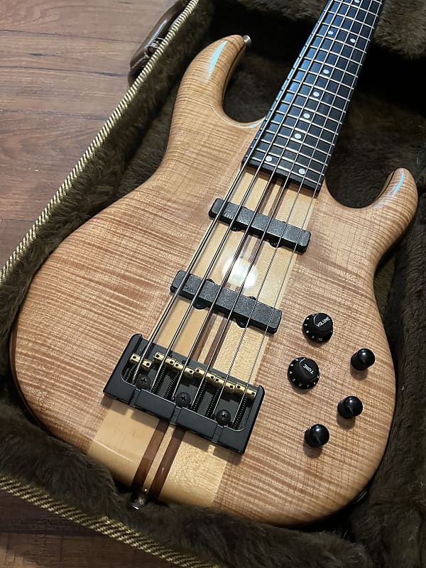 Carvin 6 String Bass Guitar Natural | Reverb