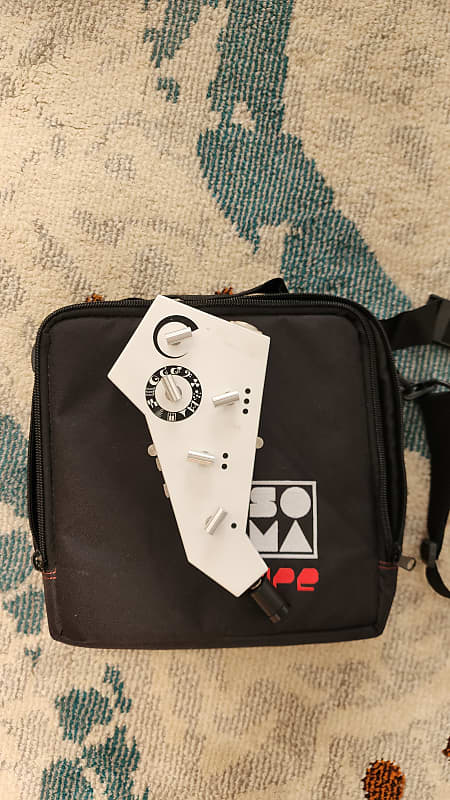 SOMA Laboratory The PIPE microphone / effects processor / | Reverb