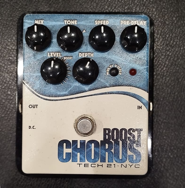 TECH 21 BOOST CHORUS - 2010 - White/Blue | Reverb