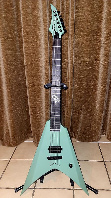 Solar Guitars V2.6AG - Army Green Matte - Flying V E-Guitar | Reverb