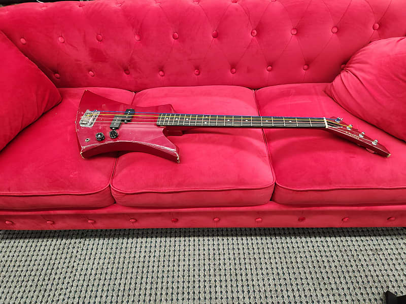 Dixon Exp Bass Red explorer shaped mini bass with cool | Reverb