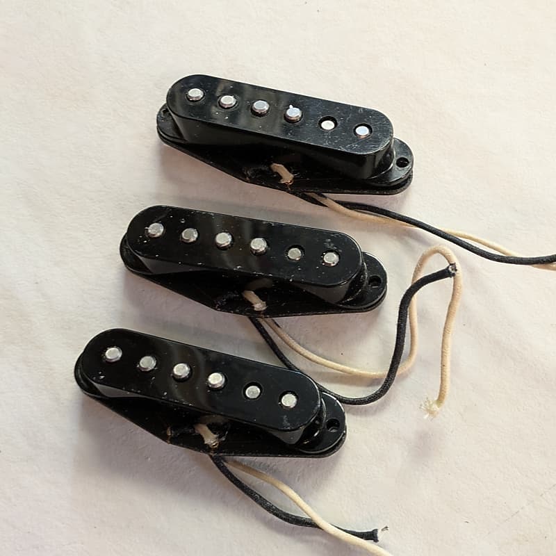 Fender Pure Vintage '61 Strat Pickup Set Black | Reverb