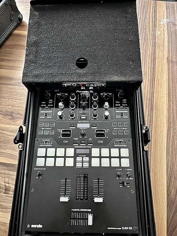 Pioneer DJ DJM-S9 2-Channel Mixer | Reverb Canada