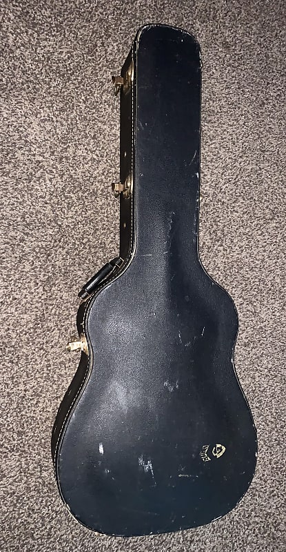 Vintage Guild Guitar hardshell case for acoustic only good | Reverb