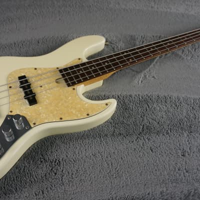 Bacchus Universe Series Jazz Bass - White | Reverb