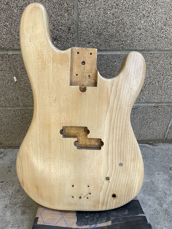 Unknown P-Bass Body Natural | Reverb