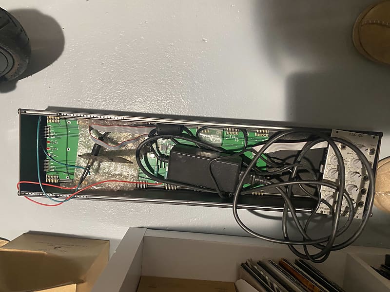 Make Noise Powered Skiff | Reverb