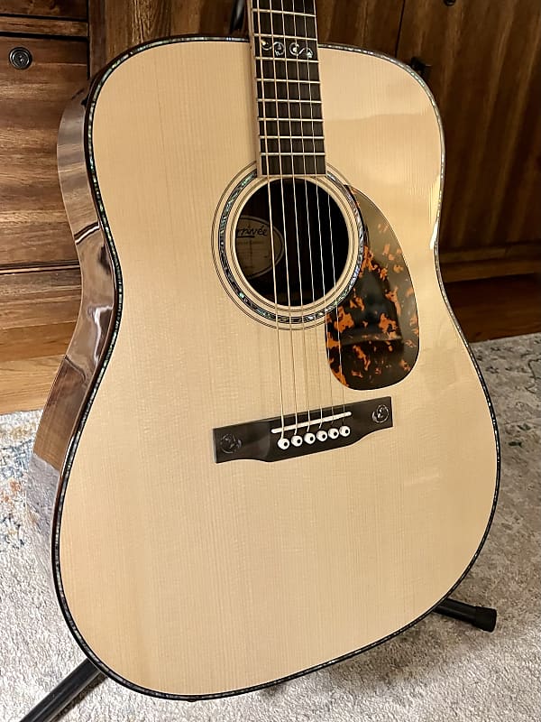 Larrivee D-10 Alpine Moon Spruce Deluxe Series 2023 - Natural | Reverb