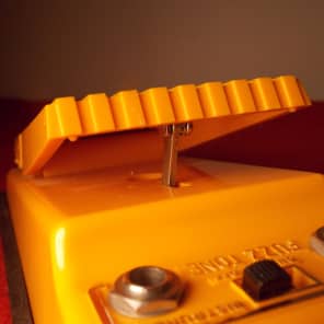 Kay Fuzztone U2 / Daniel Lanois Kay Fuzz Pedal Incredible | Reverb