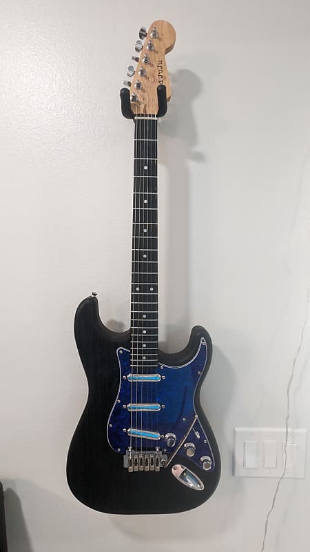 Custom high-quality USA-made Strat Copy w/ Fender USA hard | Reverb