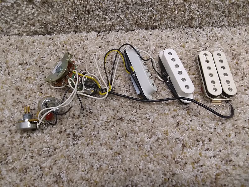 Fender Stratocatser HSS Mexico Pickup Set and Wiring Harness | Reverb