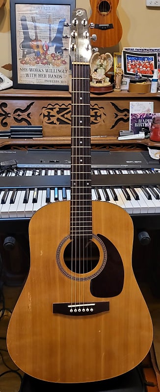 Seagull M-Series M-6 Spruce and Mahogany Dreadnought Acoustic | Reverb