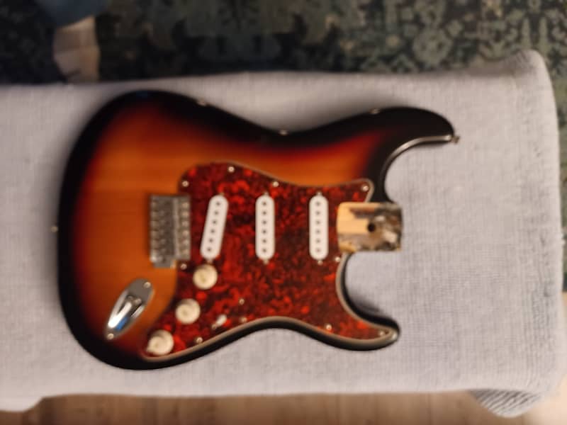 Fender Squier Strat Unknown - Sunburst | Reverb