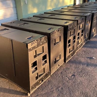 Martin Audio W8L Longbow Large Scale, Three-Way Line Array | Reverb