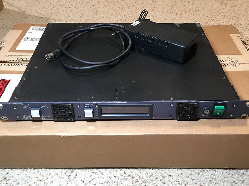 Professional Wireless Systems PWS GX-4 Antenna Combiner for | Reverb