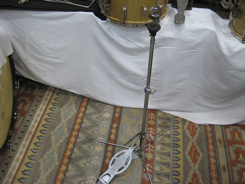 WFL Flat Based Hi Hat Stand (4143-U-10263) 50's/60's - chrome | Reverb