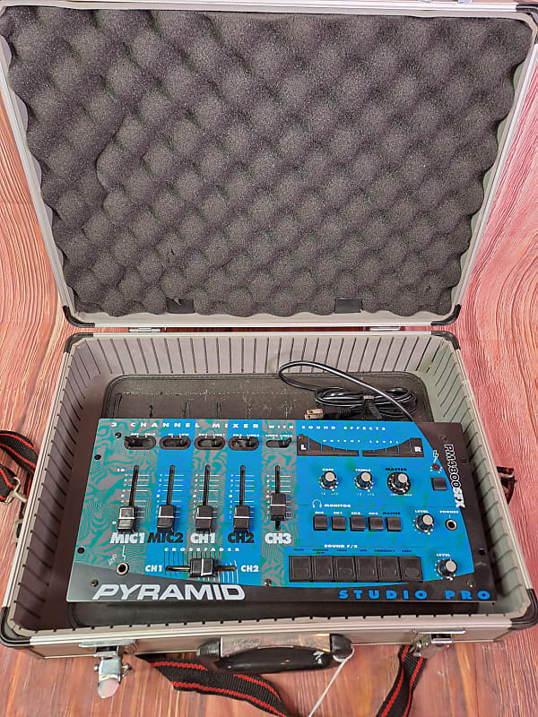 Pyramid Studio Pro PM4800SFX Blue And Green | Reverb