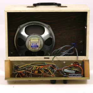 Supro Bantam | Reverb