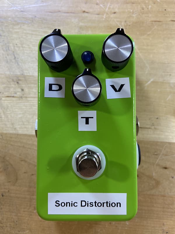 General Guitar Gadgets Sonic Distortion 2021 Green | Reverb