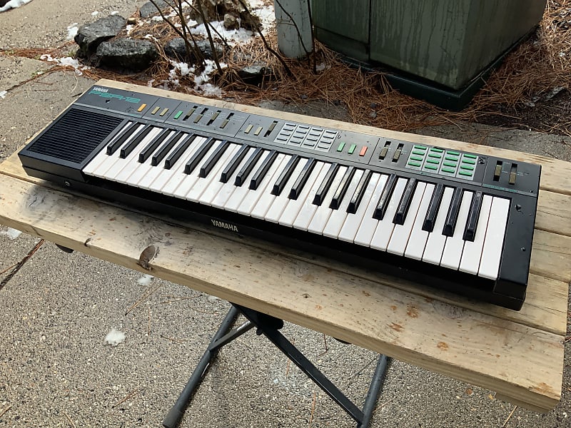 Yamaha PSR-12 Synthesizer 1980's | Reverb