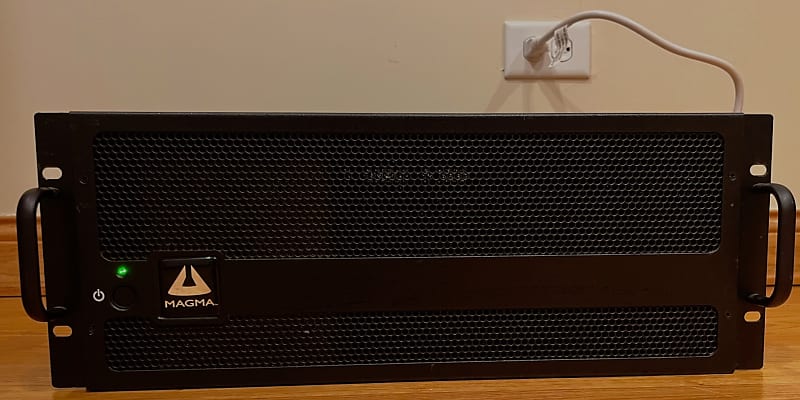 Magma PE6R4 6 Slot PC Express To Expansion Chassis Rack | Reverb