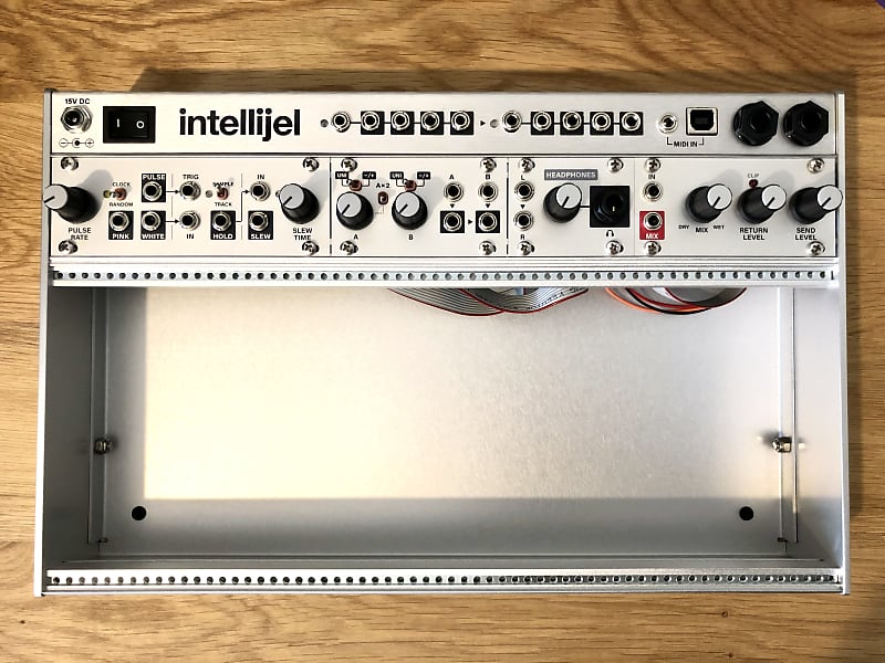 Intellijel 4U 62HP Palette Case Silver with 1u modules | Reverb