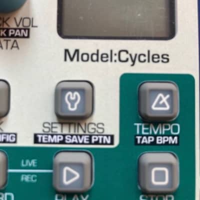 Elektron Model:Cycles with Overlay | Reverb