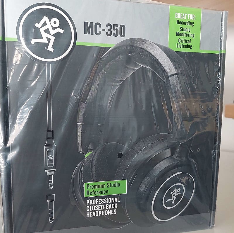 Mackie MC 350 | Reverb