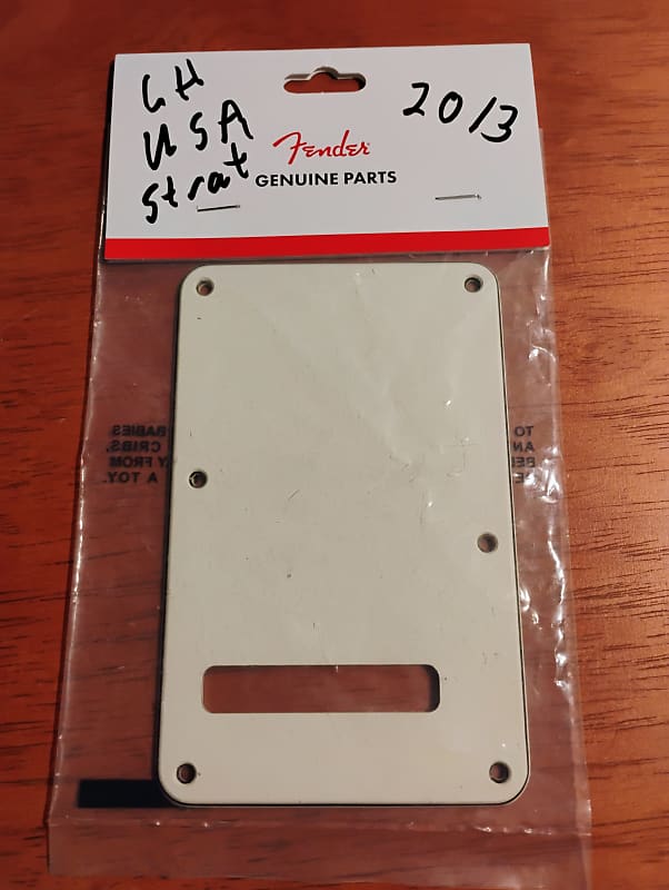 Fender Stratocaster back plate - Aged Parchment | Reverb