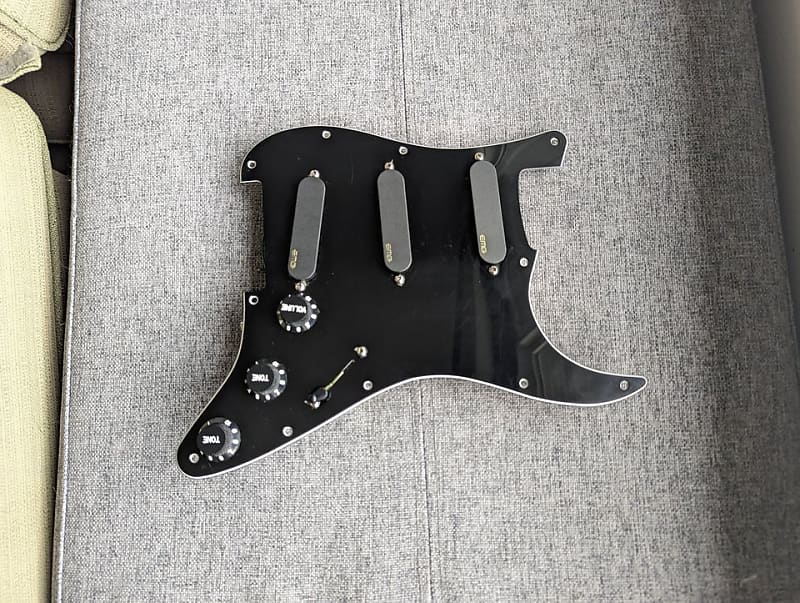 EMG SA Strat Pickguard | Reverb
