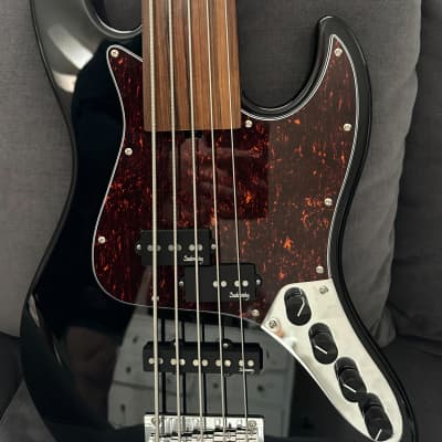 Sadowsky Metro Express Fretless Hybrid P/J 5 String Black | Reverb