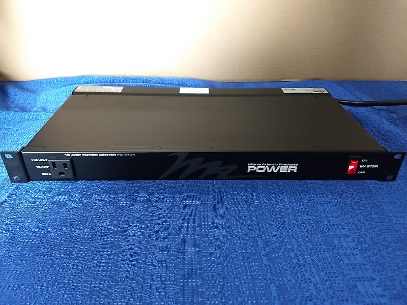 Middle Atlantic PD-915R 15 Amp Power Center | Reverb