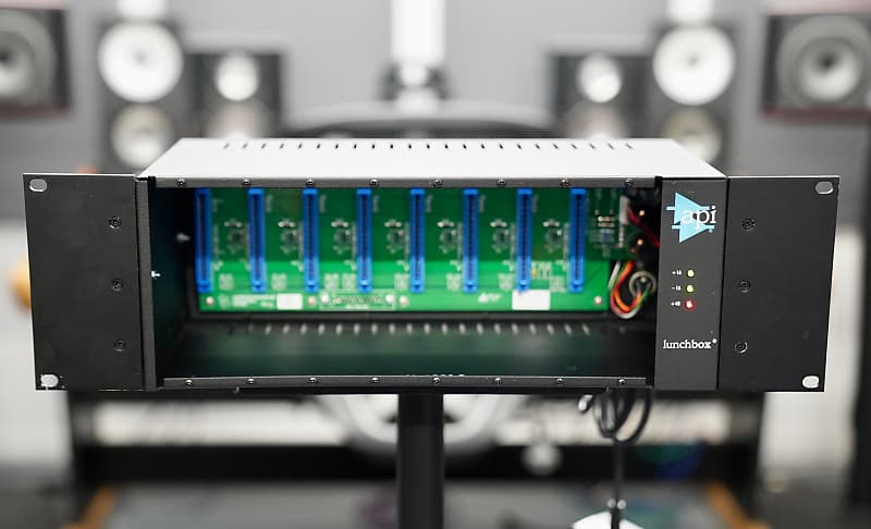 API 500-8P 500 Series Chassis | Reverb