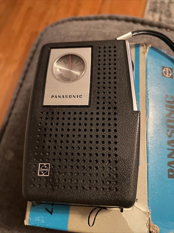 Vintage Panasonic R-1077 All Transistor Radio | Reverb