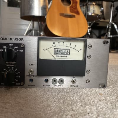 Manley Labs Variable MU Stereo Tube Compressor Limiter | Reverb France
