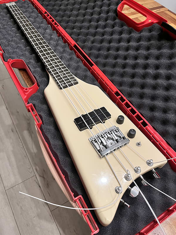 Kramer “The Duke” Headless Bass 1984 White USA WHSC | Reverb