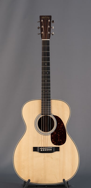 Martin 000-28 Custom Shop Italian Alpine Spruce | Reverb Deutschland