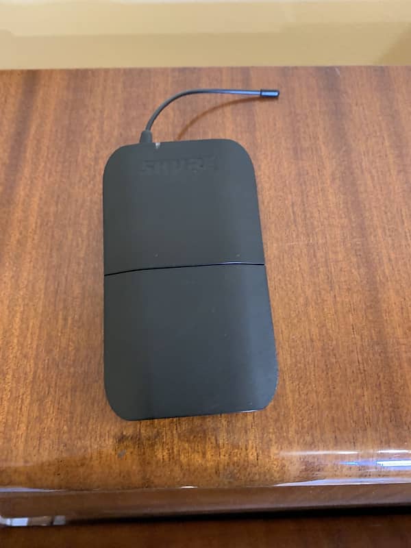 Shure body pack BLX1 Q25 742-766MHz | Reverb