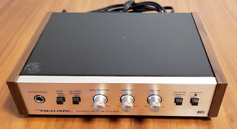 Realistic Stereo Reverb System Silver | Reverb