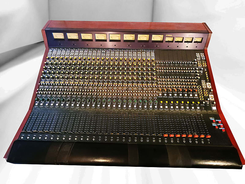 Yamaha Yamaha PM-2000-24 - Rosewood - 24 Channel - Late 70's | Reverb