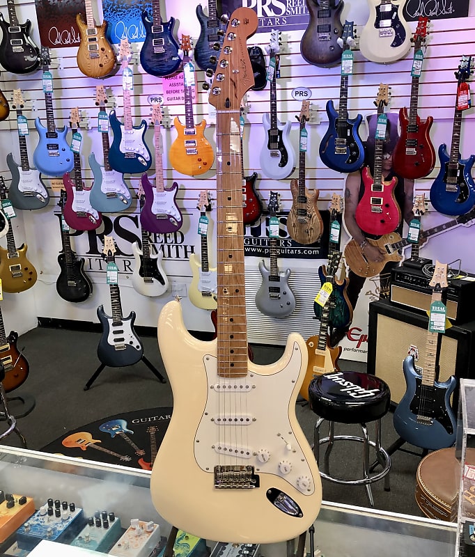 Fender Limited Edition Player II Stratocaster, Roasted Maple | Reverb