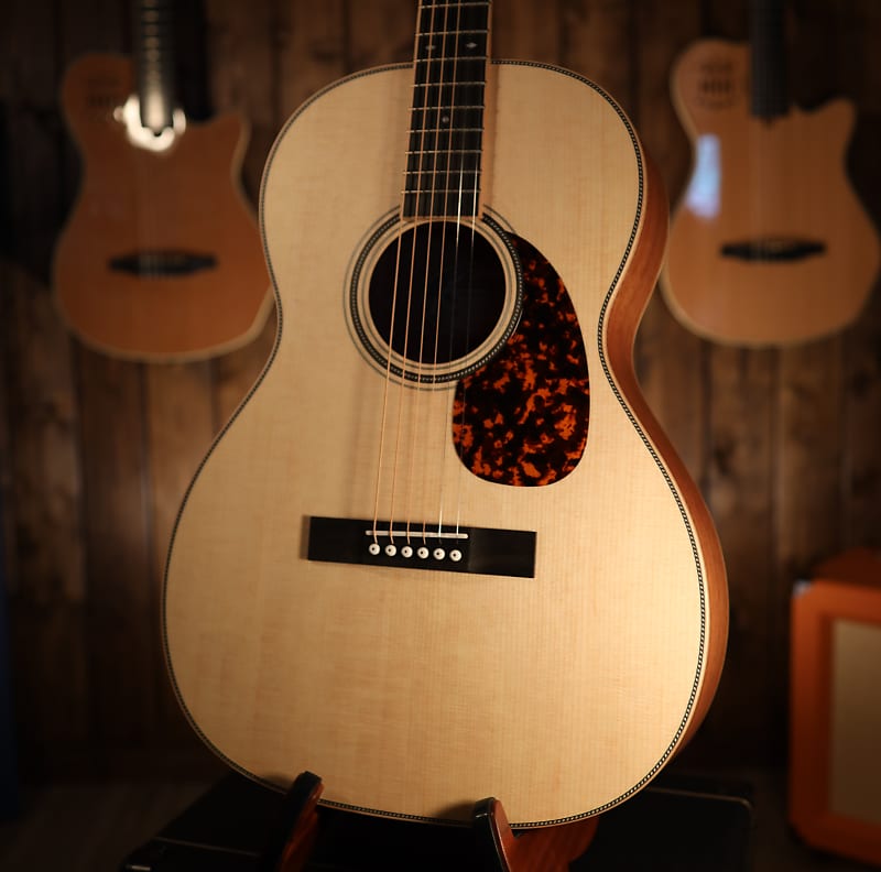 Larrivee 000-40MH Solid Mahogany Back and Sides 8940 | Reverb