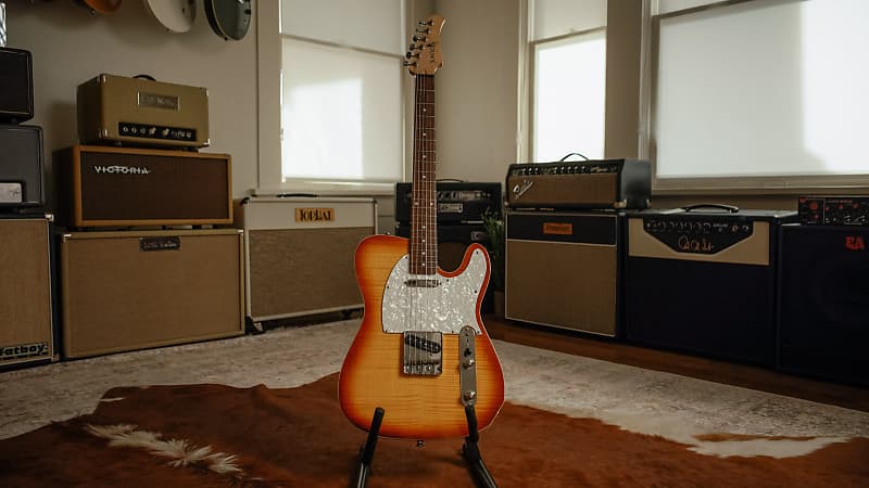 Xavier Custom Guitars T with Fender Noiseless Pickups | Reverb