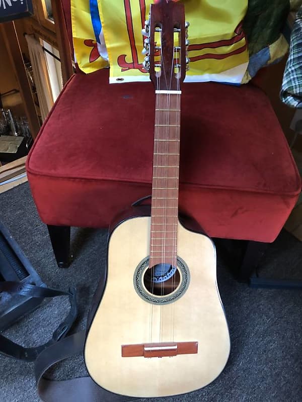 Paracho Elite Guitars Havana Cuban 6-string Trés Natural | Reverb