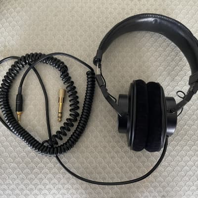 Sony - MDR-V6 - Studio Monitor Headphones with CCAW Voice | Reverb